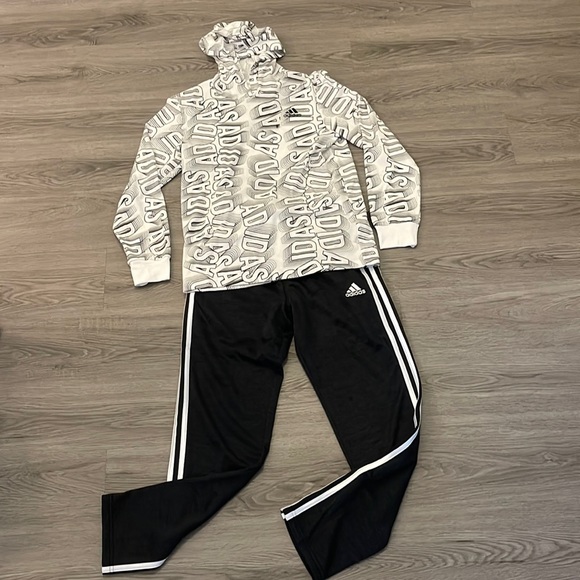adidas | Matching Sets | Nwt Adidas Matching Set Hoodie Lightweight ...